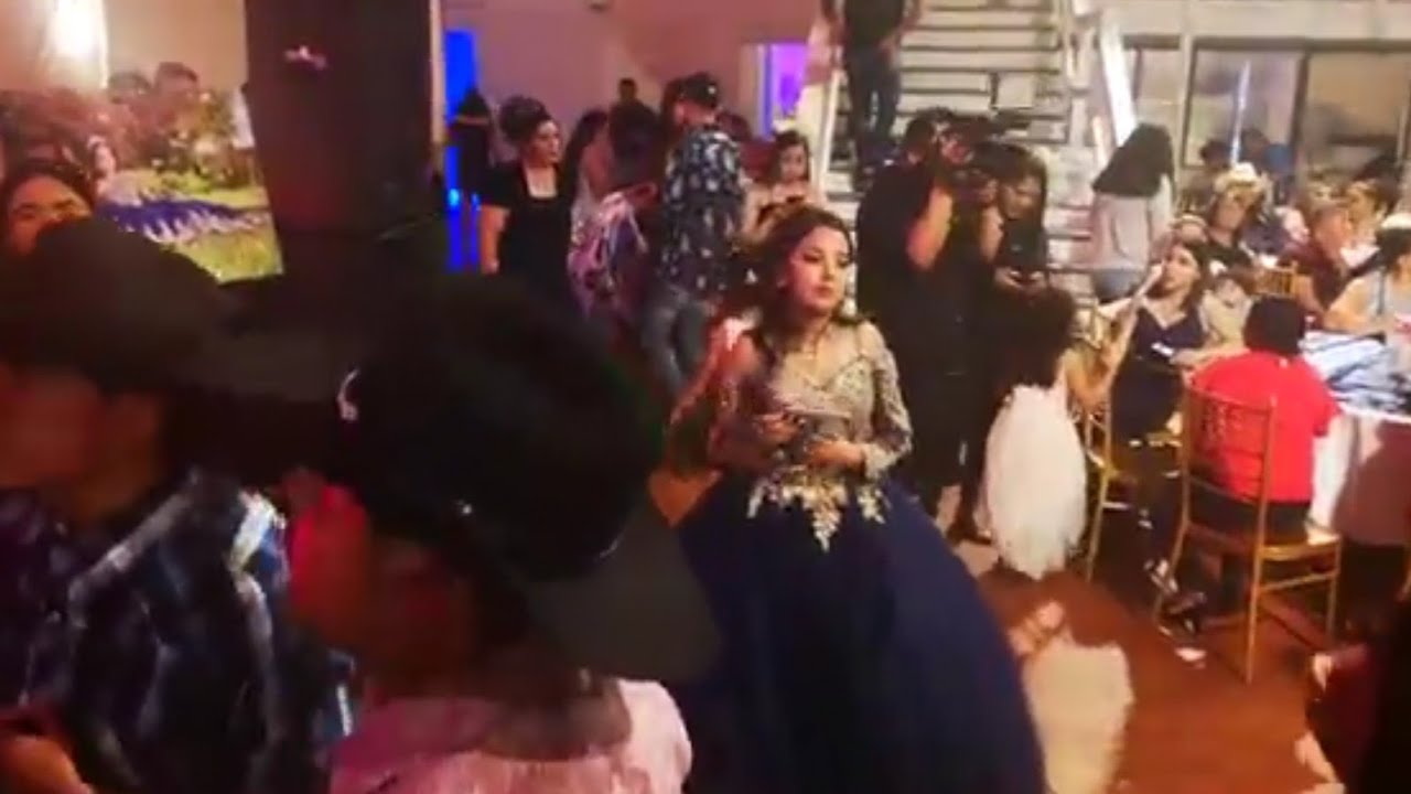 banda sierra azul en los15 de Yasmin Kent. La vaquilla y el. Centenario ...