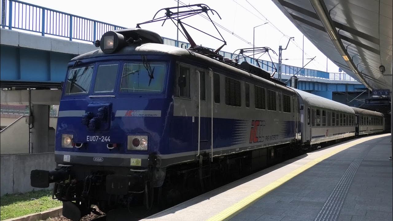 EU07-244 Kraków Główny z pociągiem pospiesznym InterCity nr TLK 38108 "Wybicki" do Poznania ...