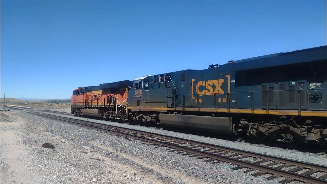 Monster WB BNSF Domestic Intermodal/Port Stack Train At Wild Crossing Ca! #bigbossrailfanner ...