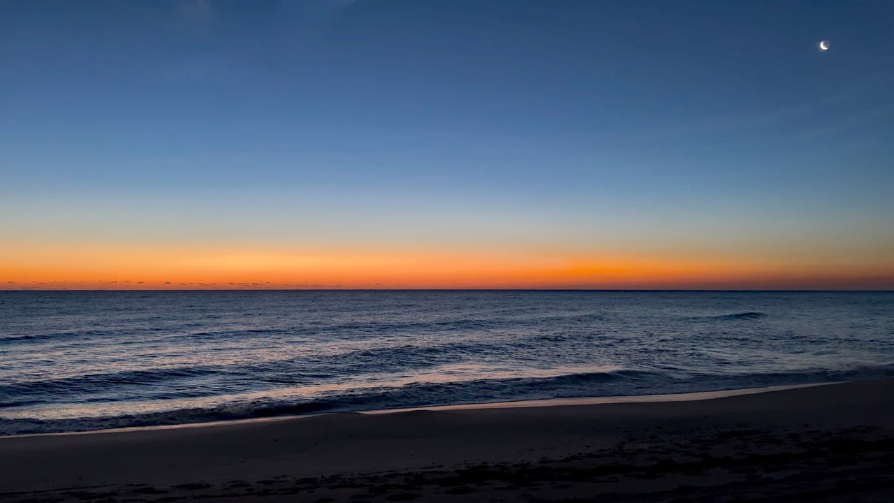 Solar Eclipse Beach Sunrise - YouTube