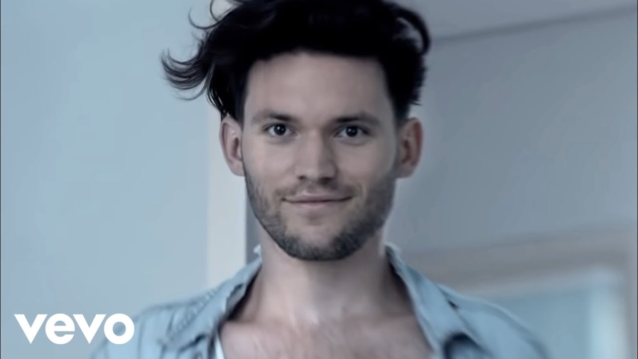 BeMy - Oxygen (Official Music Video) - YouTube