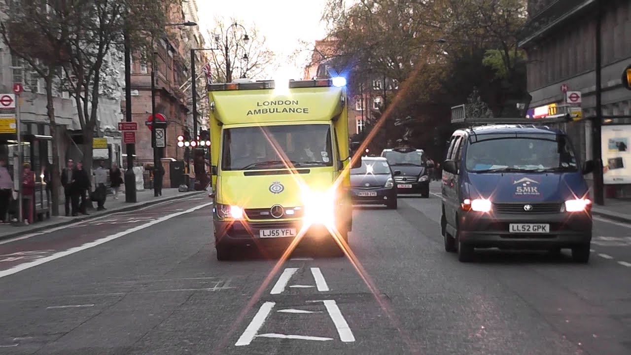 London Ambulance Service - Mercedes Sprinter Emergency Ambulance On ...