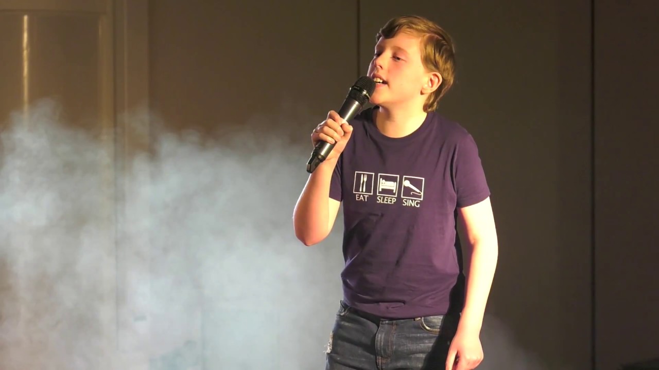 JUST THE WAY YOU ARE - BRUNO MARS performed by CHARLIE BATEMAN at ...