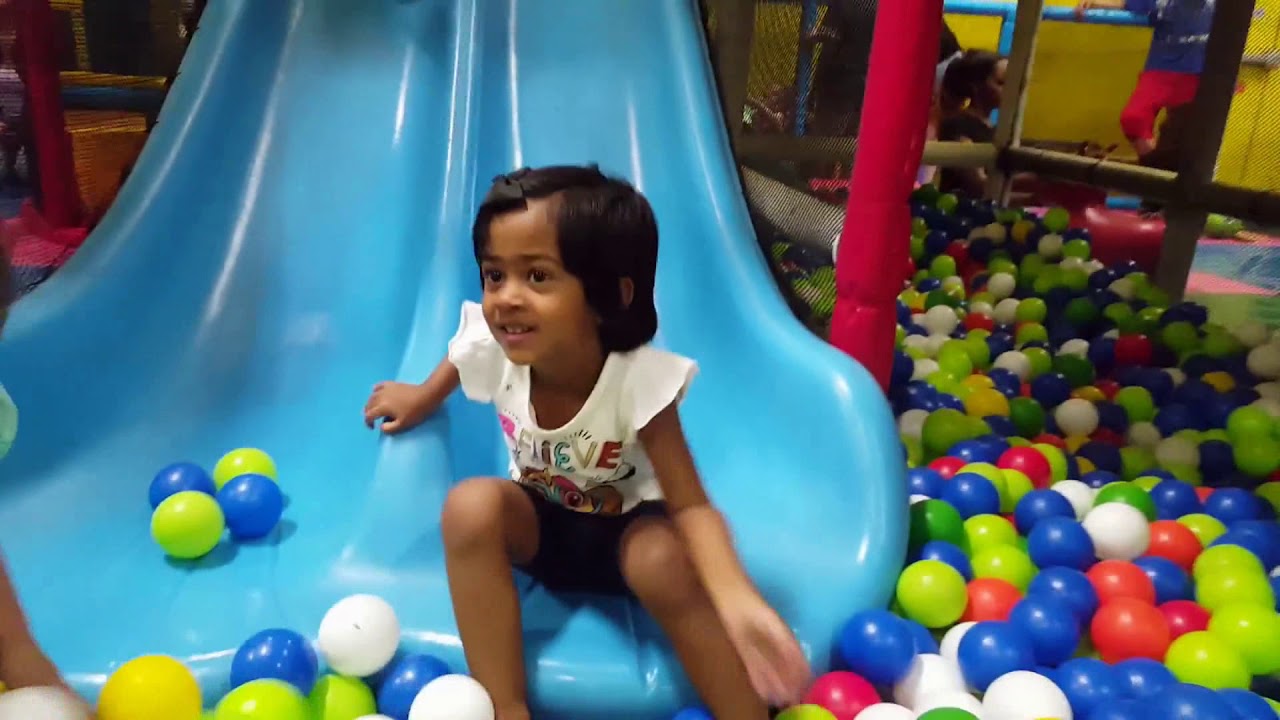 Fun time in LOL kids Club 2 - YouTube