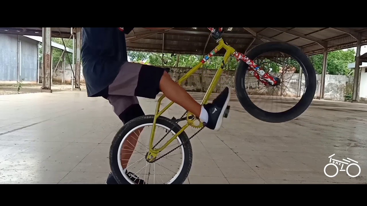 #bmx Tutorial//BMX manual - YouTube