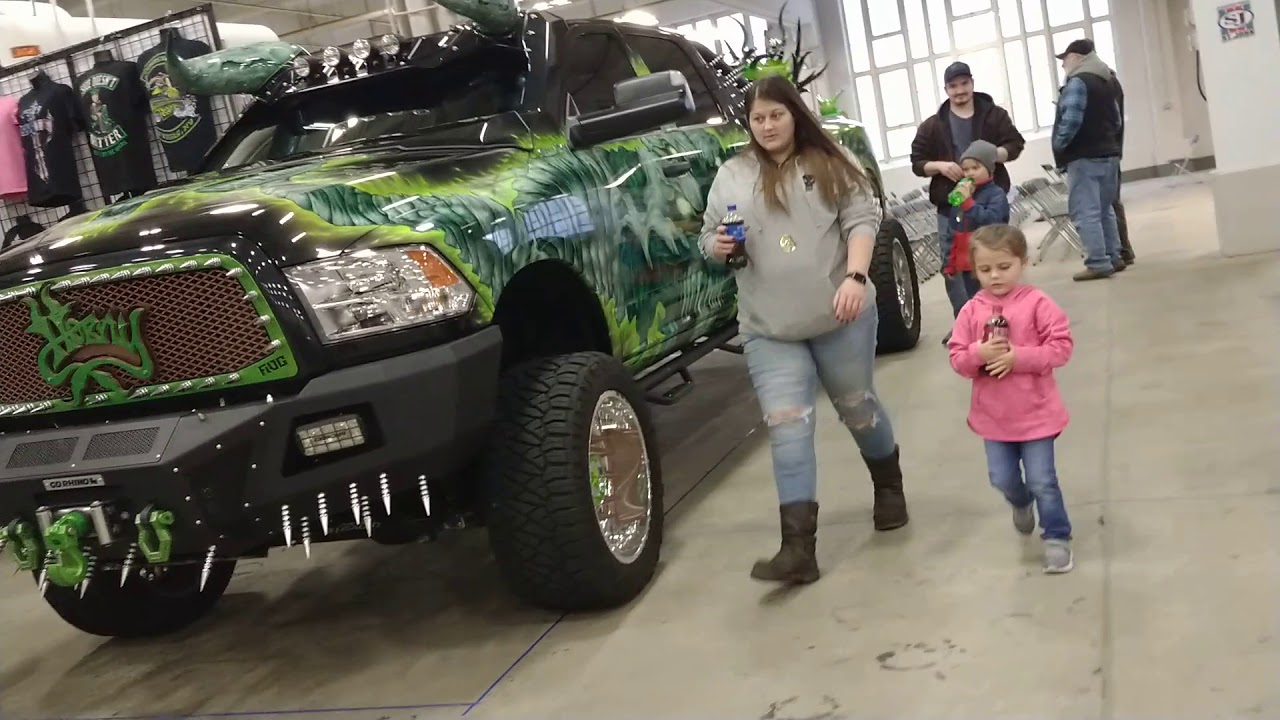 Extreme car show part 5 W.O.W. - YouTube