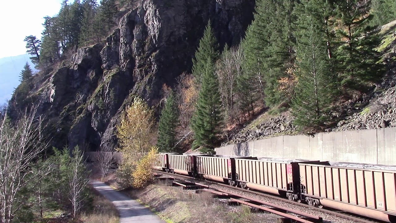 BC Rail Leader!!!! CN 778 (Coal Train) W/ DPU @ Yale BC Canada 01NOV19 ...