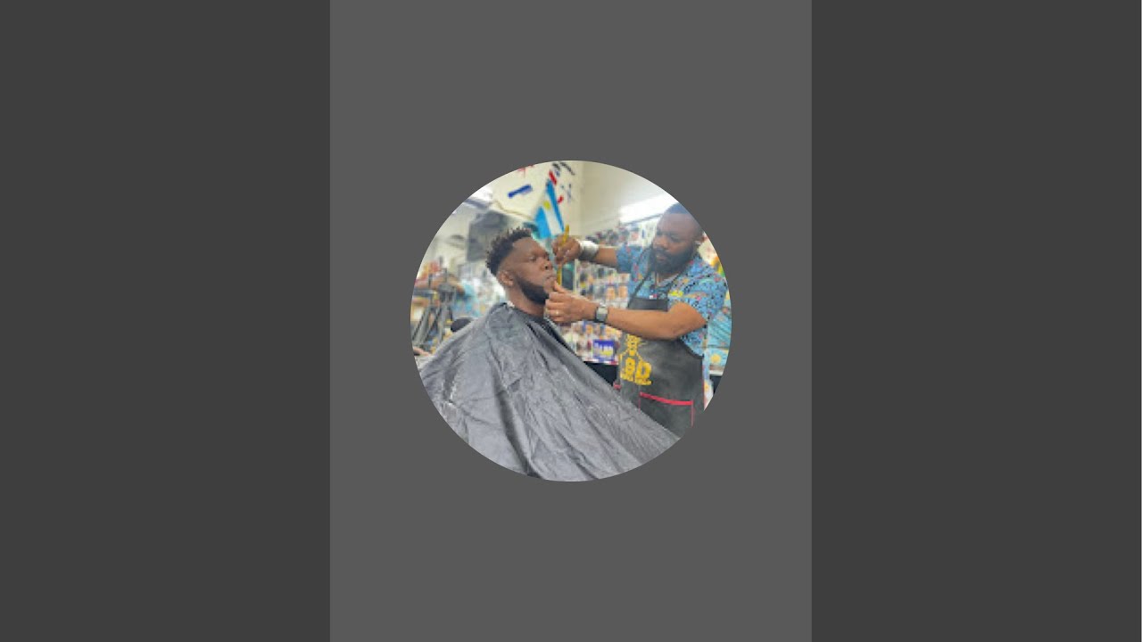 Say hello or hola 👋 at work - YouTube