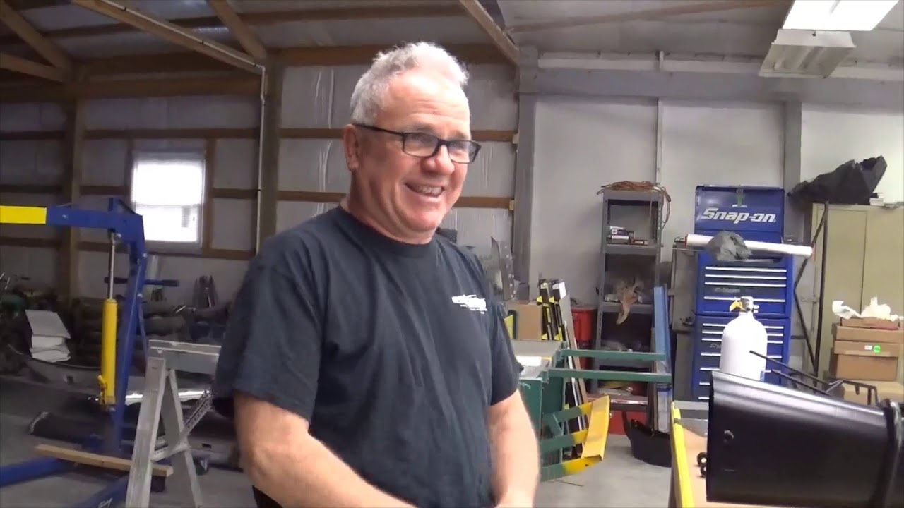 Visiting with Pie at Pie's Race Cars - YouTube