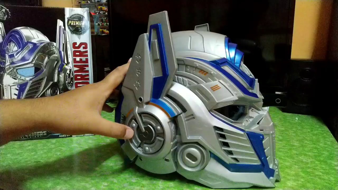 Hasbro Transformers The Last Knight Optimus Prime Voice Changer Helmet ...