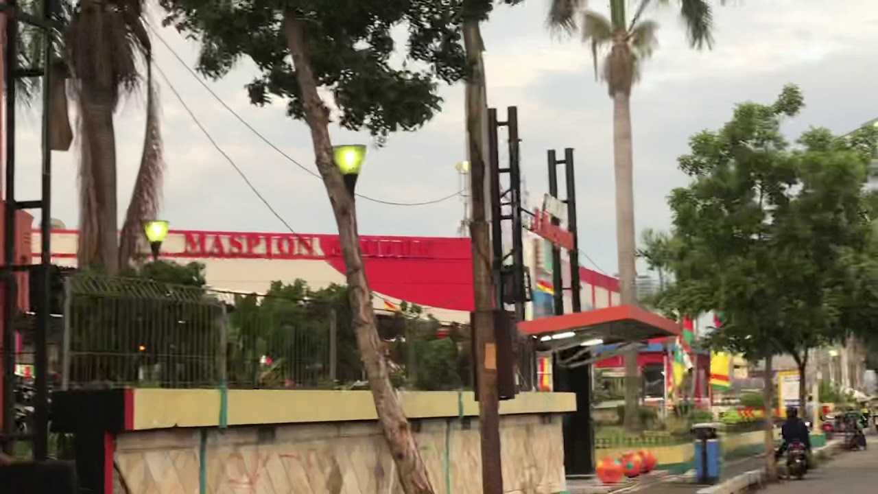 MASPION SQUARE SURABAYA - YouTube