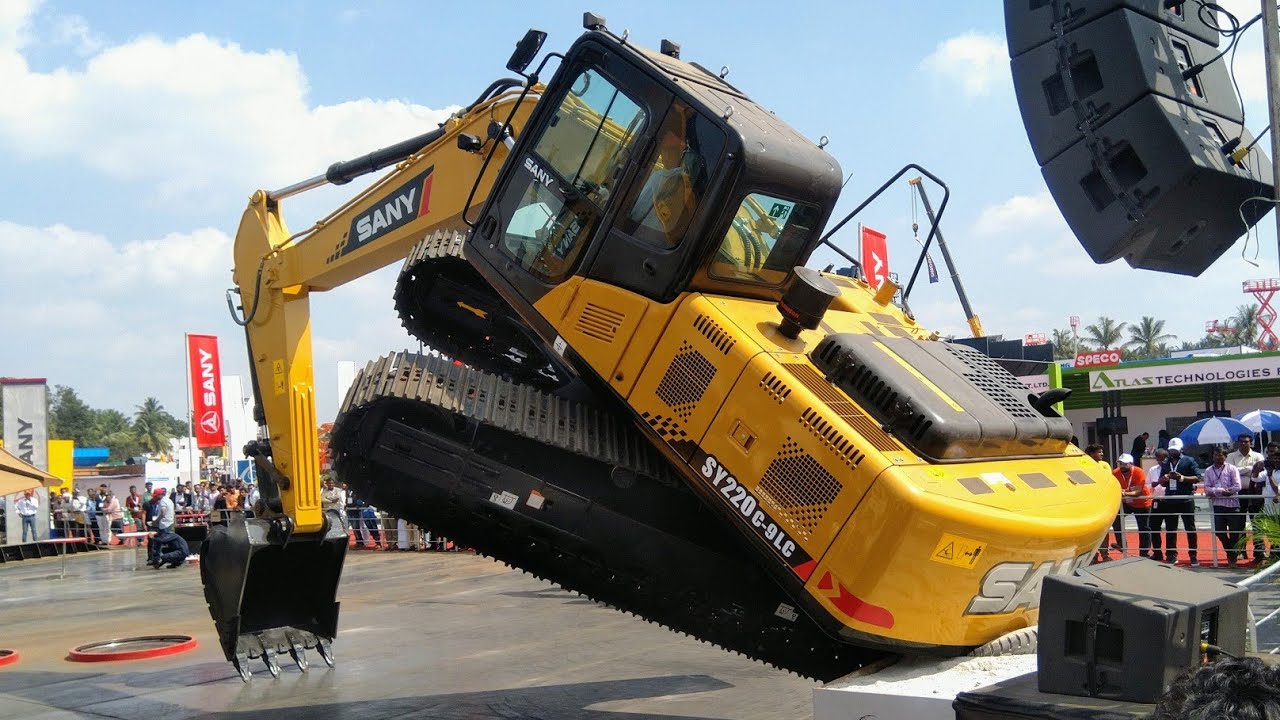 Excavators Stunt Show Part 2 - SANY - #Excon - YouTube