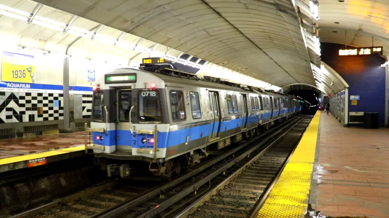 MBTA Subway "The T" : Bowdoin Bound Siemens 0700-Series Blue Line Train ...