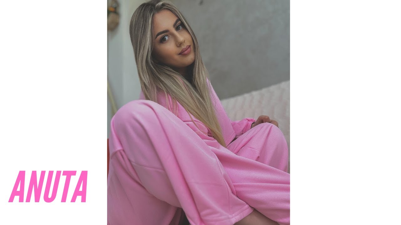 Billie Eilish - When the Party's Over (Cover by ANUTA) - YouTube