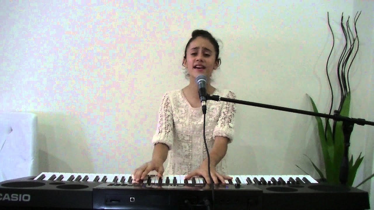 "Clarity" - Zedd ( Cover by Violeta Bozanic ) - YouTube