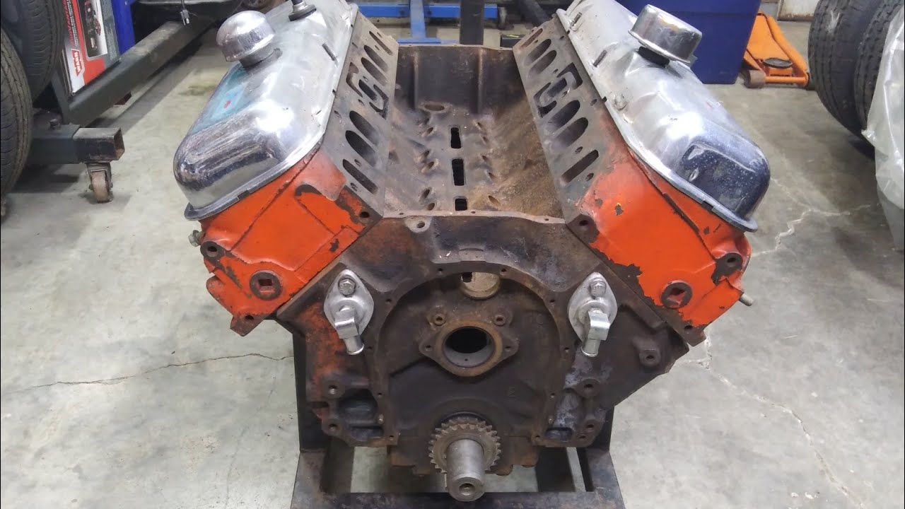Take A Closer Look At A Tall Deck 427 Bigblock Chevy YouTube