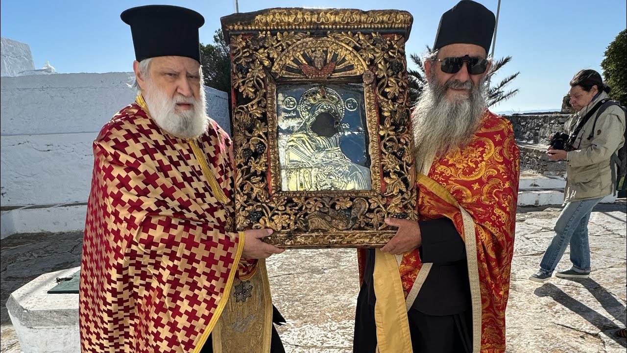 Περιφορά Εικόνας Παναγίας Χοζοβιωτισσας στη Χώρα Αμοργου - YouTube