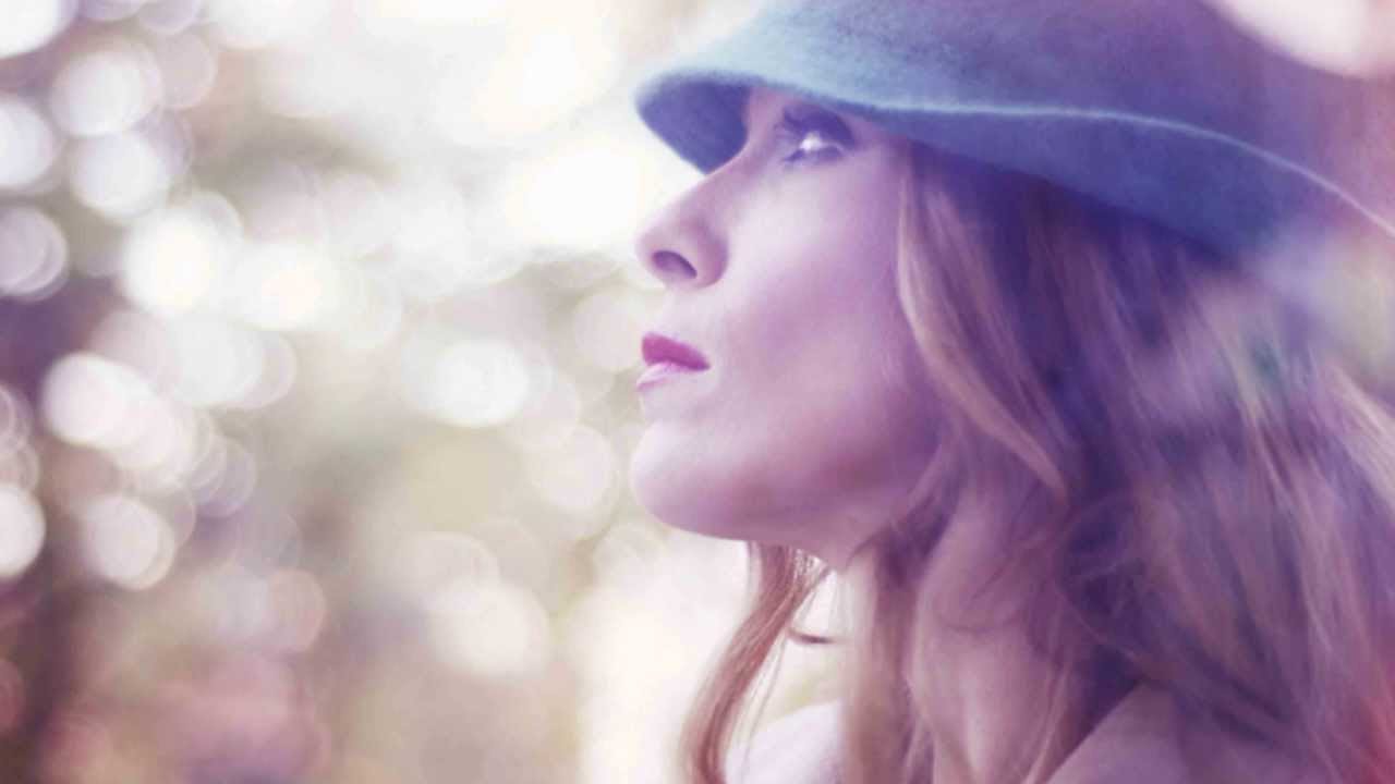 Karolina Goceva - Calgiska (Official Lyrics Video) - YouTube