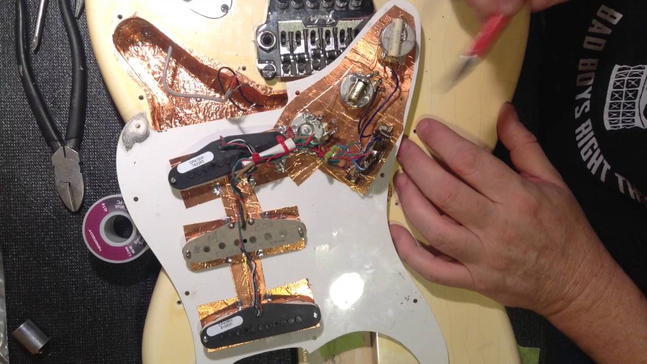 Fender Stratocaster MIJ 1985. System 1 Trem. - YouTube