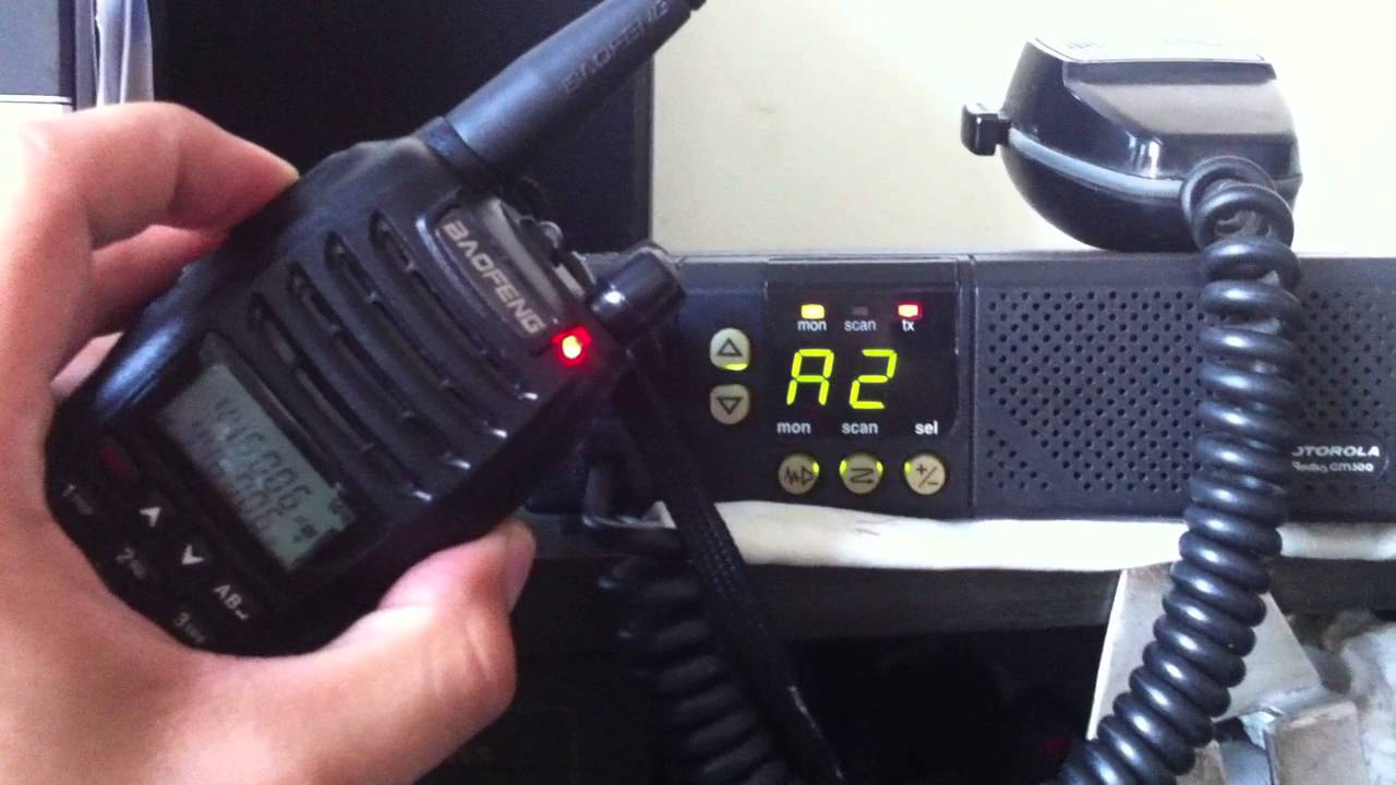 Baofeng UV-B6 with MDC 1200 ID - YouTube