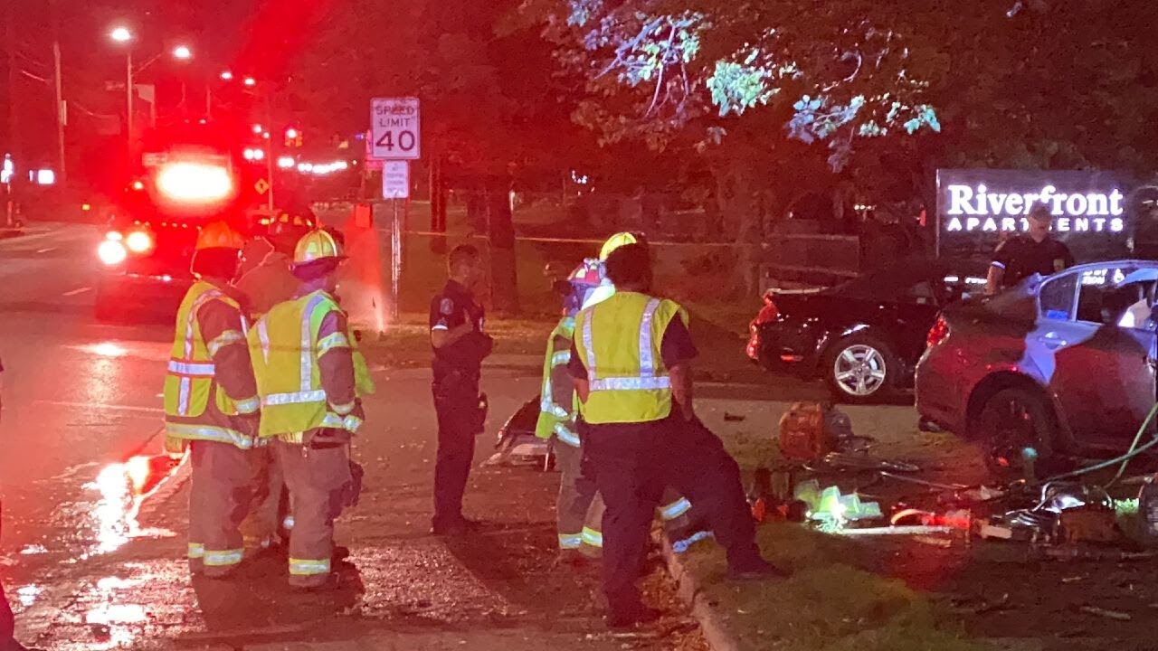 1 Dead After Two Car Crash On Cedar Street In Lansing Youtube