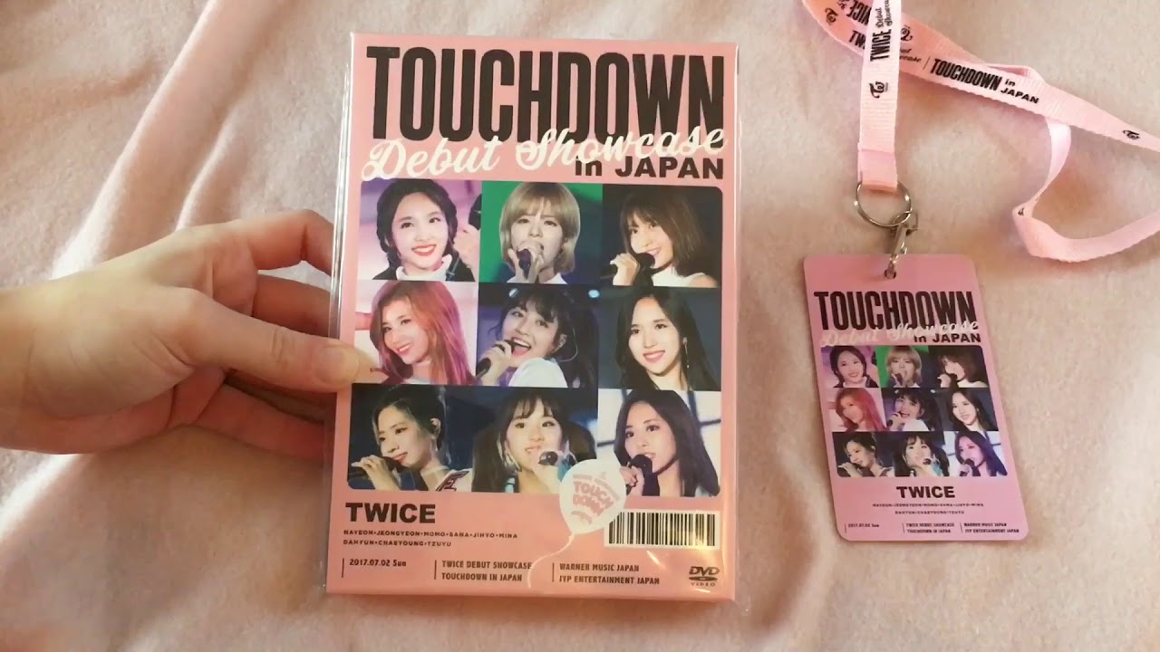 TWICE Touchdown in Japan Debut Showcase - YouTube