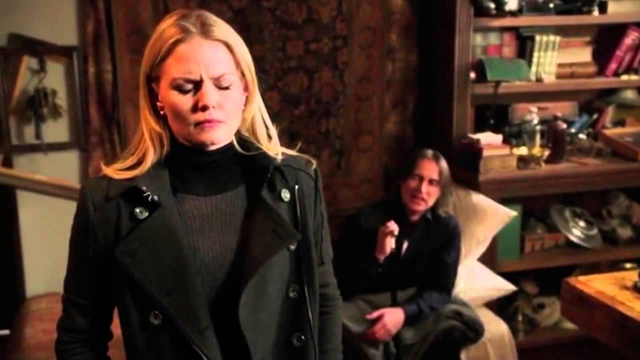 Once upon a time s02e16 Emma uses magic - YouTube