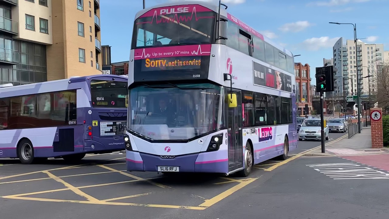 First Bus Leeds 35208 At Leeds - YouTube