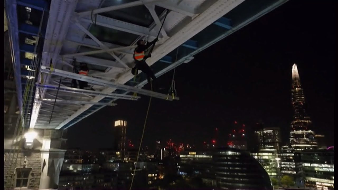 How do you window clean Tower Bridge's glass walkway upside down (UK ...