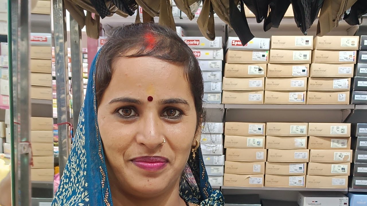 Rinki tiwari is live गुड मॉर्निंग राधे राधे सभी युटुब पर 🌿🙏♥️ - YouTube
