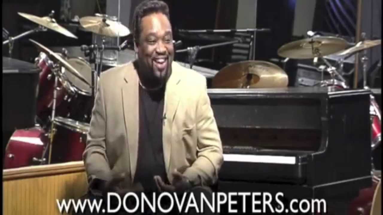 DONOVAN PETERS' DUELING PIANO EXPERIENCE - YouTube