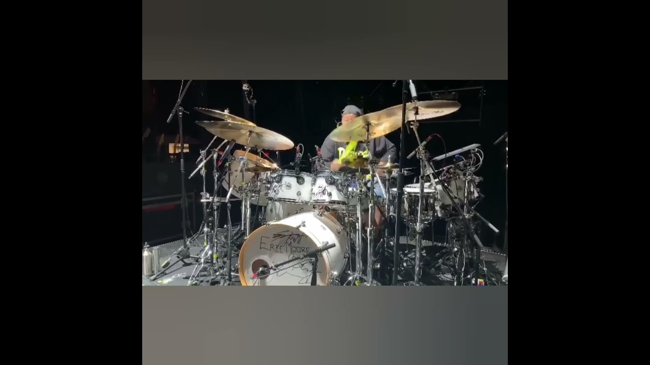 The craziest drum solo ever! 🤯😳 | A must watch | #drumsolo #drums # ...