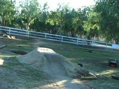 table top jump on bmx bike - YouTube