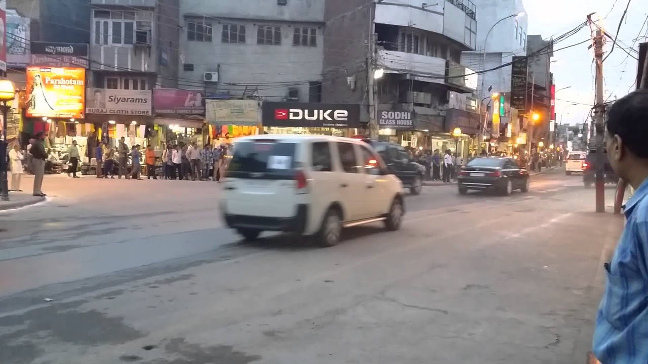 Prime Minister Modi's motorcade in Amritsar, India - YouTube