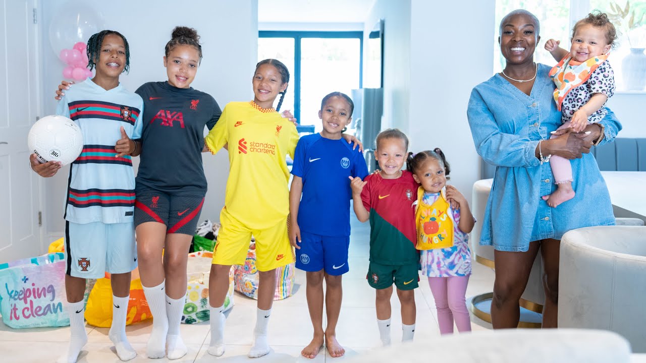 BEING A MUM OF 7 || WHAT IT'S REALLY LIKE?? - YouTube