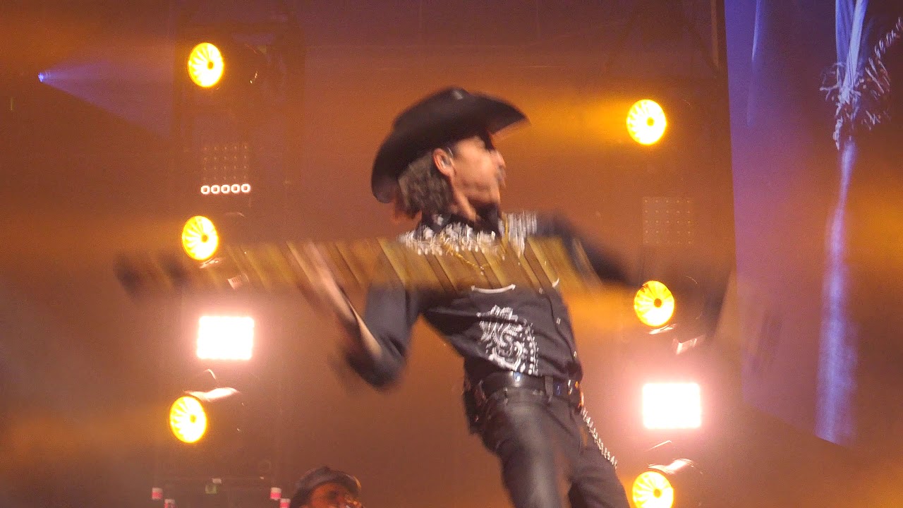Hey Ya - The BossHoss - Live@Hanns-Martin-Schleyer Halle Stuttgart ...