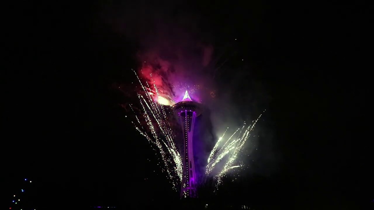 New Years 2019 fireworks at the Space Needle HD - YouTube