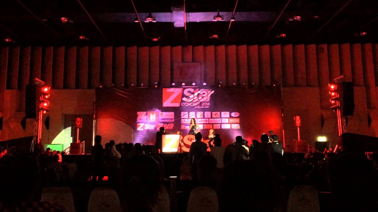 สุวรรณคาน เอิร์น เดอะสตาร์ MCC HALL - YouTube