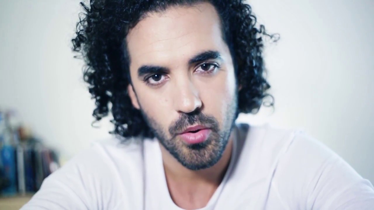 Eduardo Moreno - No va a Acabar (Video Oficial) - YouTube