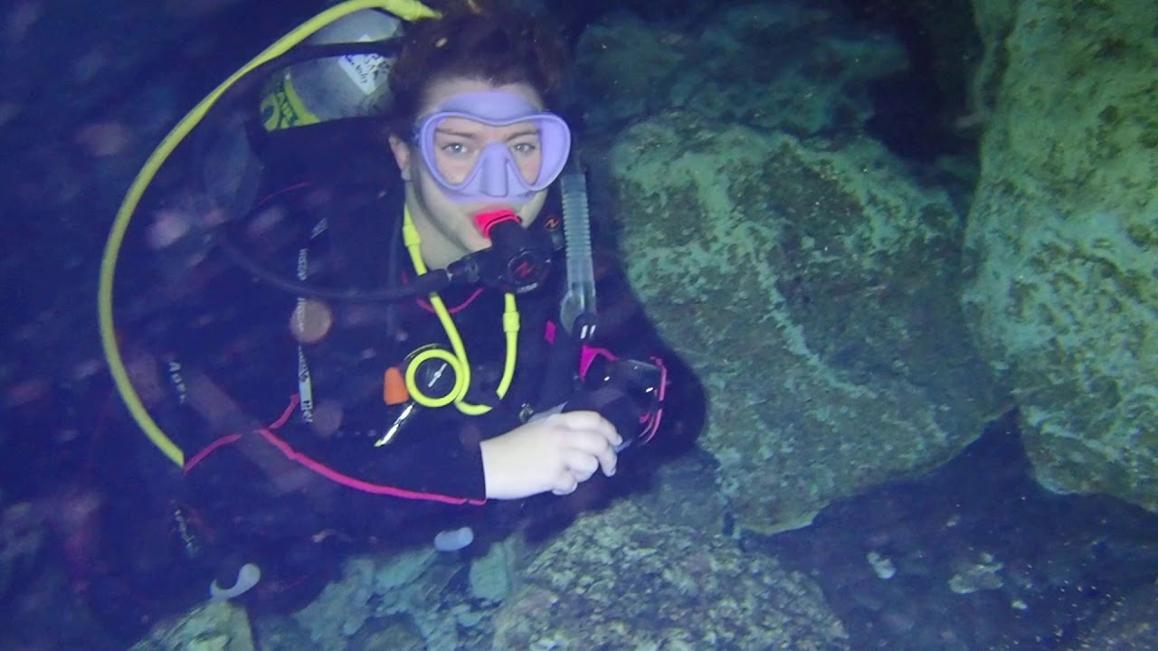 SCUBA diving the open water cavern at Blue Grotto with Tallahassee instructor Gabrielle - YouTube