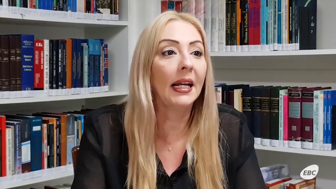 Raquel Rieger fala à Agência Brasil sobre a Reforma Trabalhista - YouTube