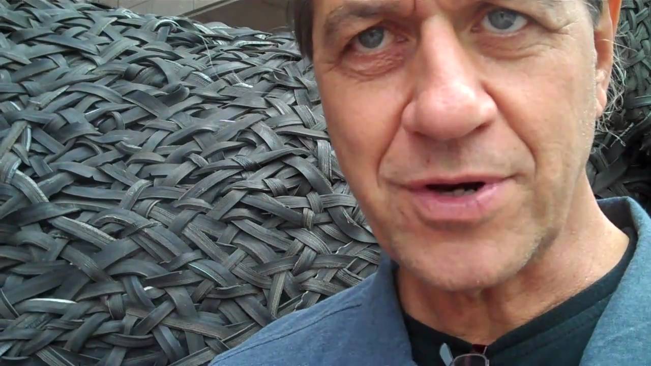 Andries Botha Brings The Human Elephant to NeoCon10 - YouTube