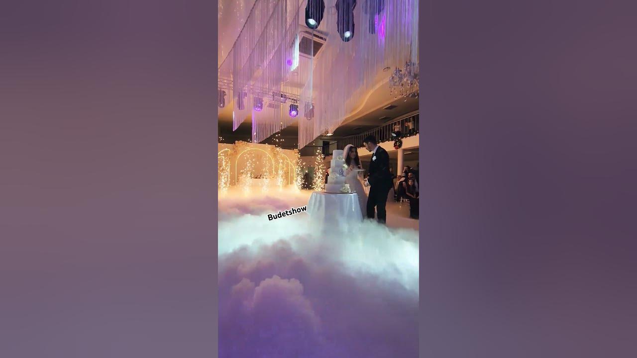 Холодные фонтаны на свадьбу тяжелый дым на подачу торта свет на свадьбу ...