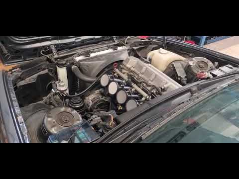 BMW E30 M44B19 ITB - YouTube