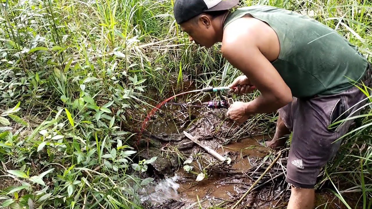 MENANGIS PARA PENCARI IKAN MELIHAT VIDEO INI!! MIRIS IKAN TERLILIT ...