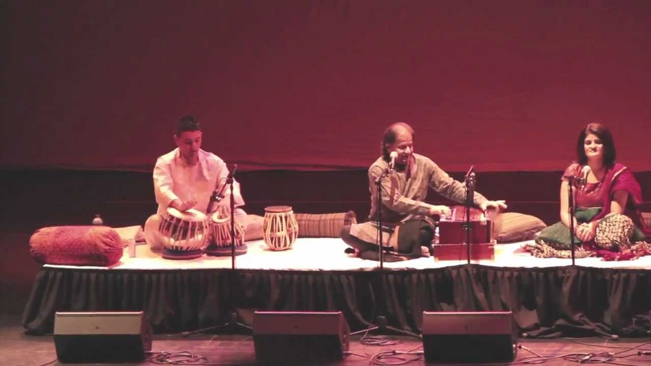 Anup Jalota Accompany By Yama Sarshar Highlight Reel - YouTube