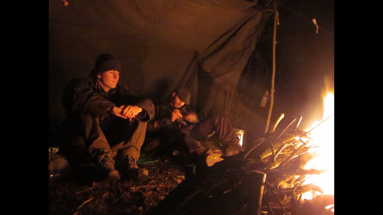 Winter Overnighter with Long Log Fire! - YouTube