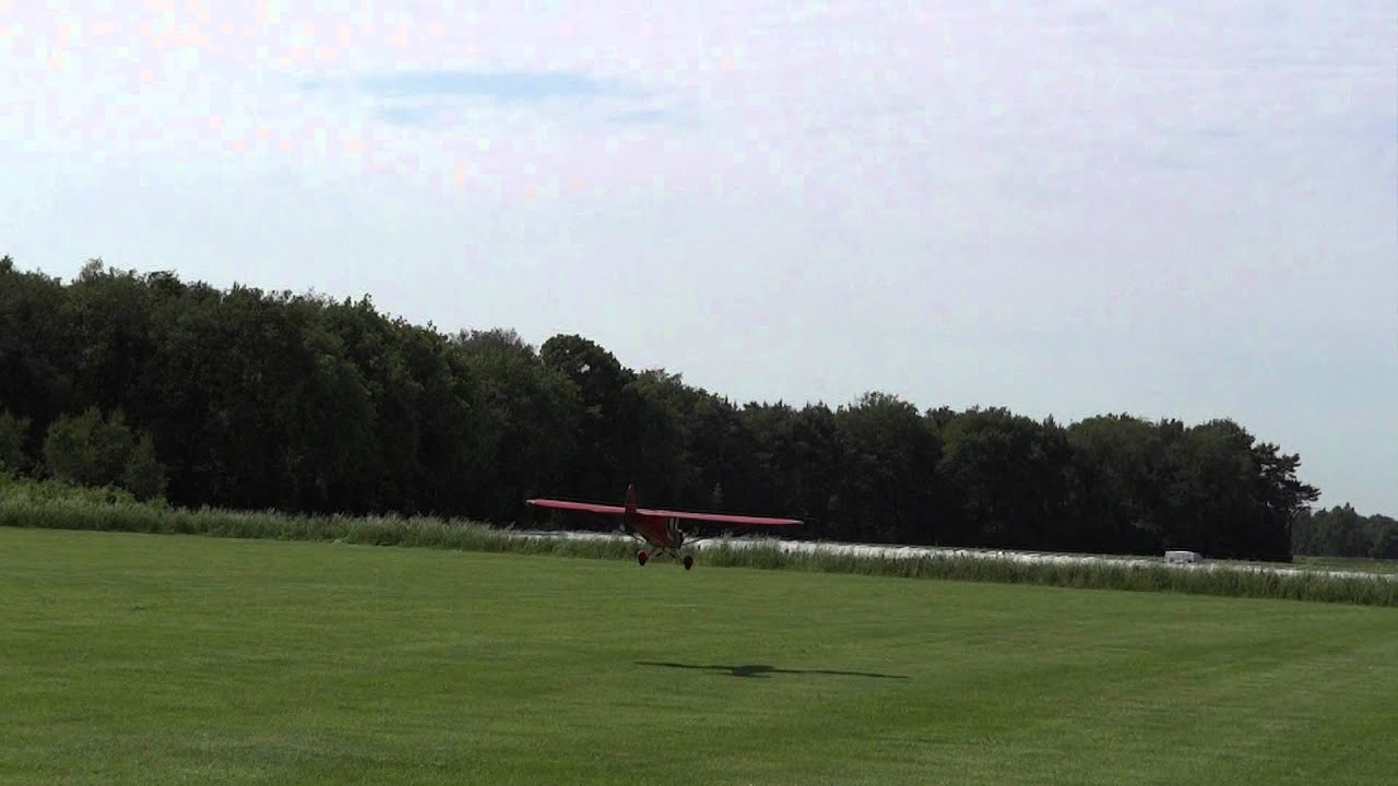 Piper PA-18, MVVS-45cc engine - YouTube