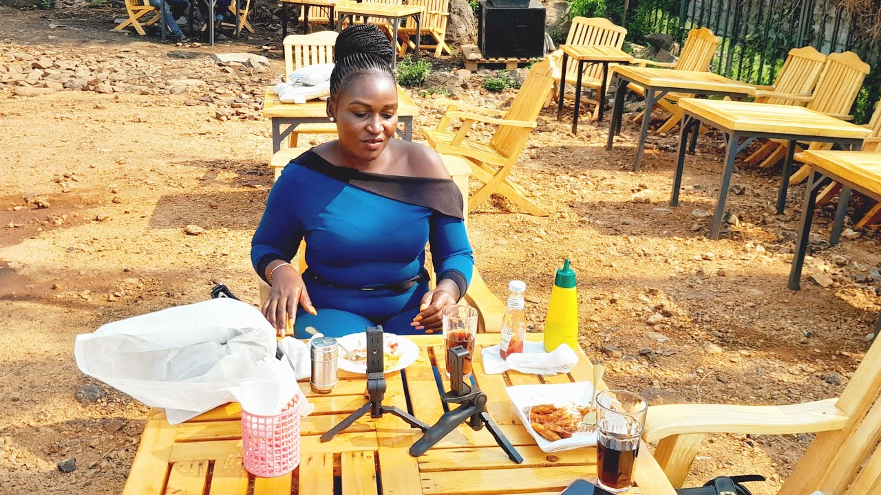 Some ladies are insecure | Storry Time - YouTube