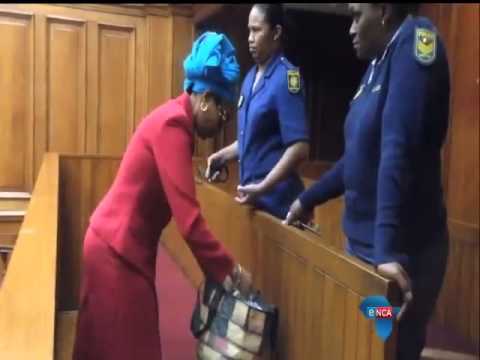 Umndeni wakwaMaqubela unesifiso sokuthi isigwebo sentambo ngabe ...